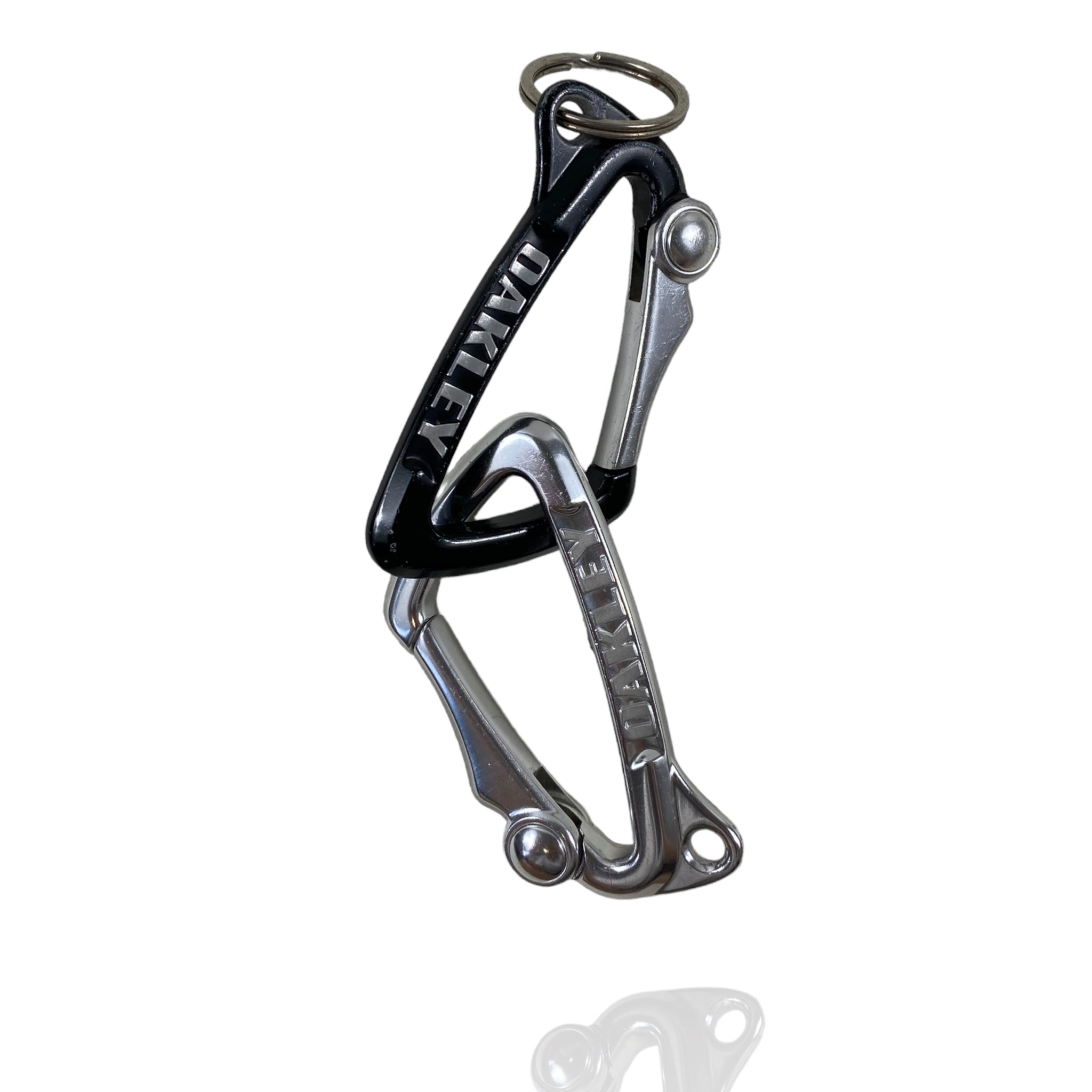 Oakley Carabiner Keychain Accessories, Black,Silver, One Size – 45SLOPE